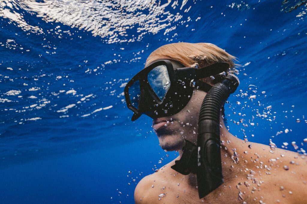 Pool Leak Detection: How Scuba Divers Can Help Detect and Rep